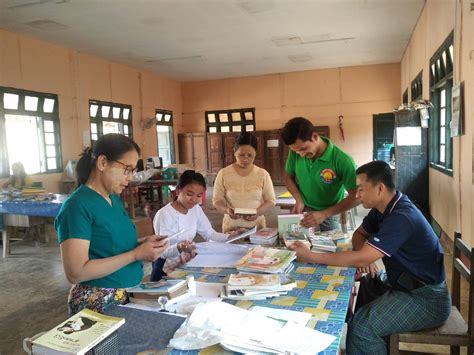 ဂွမြို့နယ်တွင် Mobile Library စနစ်ဖြင့် စာအုပ်စာစောင်များ အခမဲ့ငှားရမ်းပေးခြင်းများဆောင်ရွက