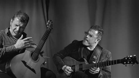 Strings Akustik Art Kontakt