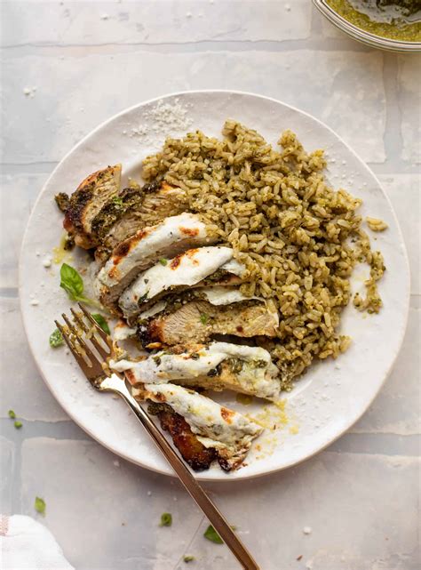 Pesto Melt Chicken Chicken With Pesto And Mozzarella