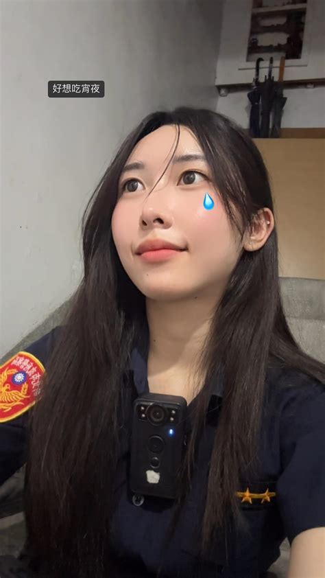 才第三天就開始難受了 想吃甜甜的零食（好弱）