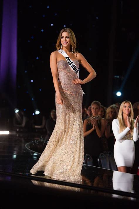 Hoa hậu Colombia được chiêu dụ đóng phim sex giá triệu USD