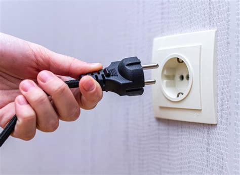 Should You Turn Off Devices Before Unplugging Them Engoo 每日新聞