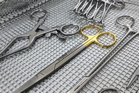 Roberts Artery Forceps Uniplex Uk Ltd