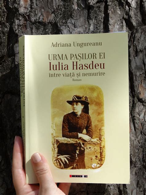 Exclusiv Ce Semne Bizare Ar Fi Primit Autoarea Unei Cărți Despre