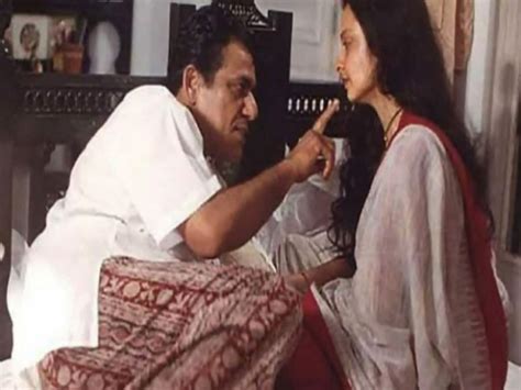 Did Om Puri Rekha Really Got Physical During Kursi Intimate Scene