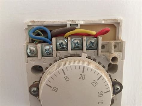 solved wiring in drayton digistat 3 from old honeywell diynot forums