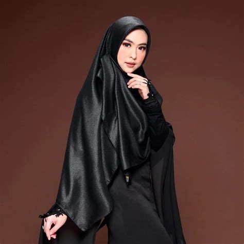 Potret Shindy Kurnia Putri Dokter Cantik Yang Pandai Bernyanyi