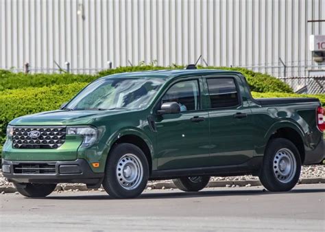 1 2025 Ford Maverick Hybrid Awd 2024
