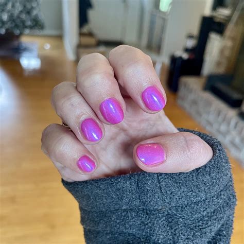 Barbie Chrome Rnails