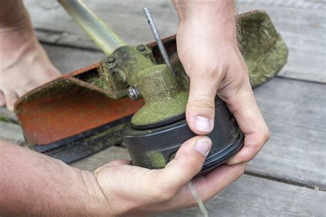 How To Open Ryobi Weed Eater Head