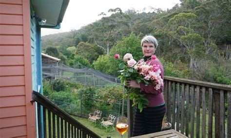 Nell Schofield Wiki Bio Age Height Nationality Partner Net Worth