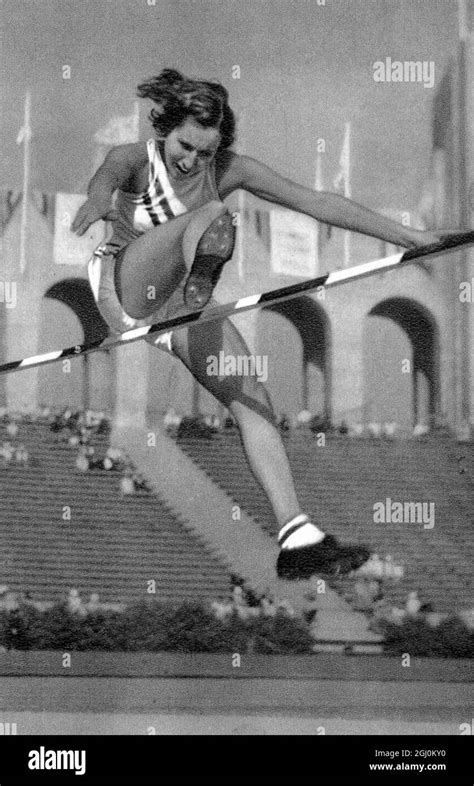 1932 Olympic Games Los Angeles Usa High Jump Winner Gold For Jean