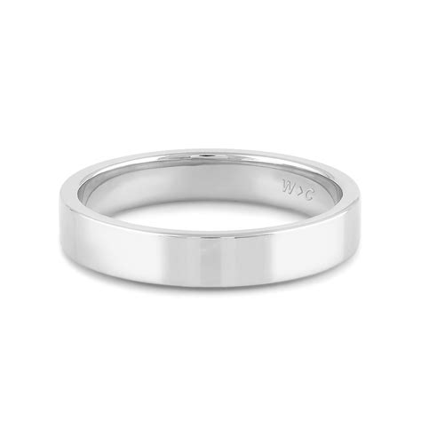 How To Match His And Hers Wedding Bands With Clarity