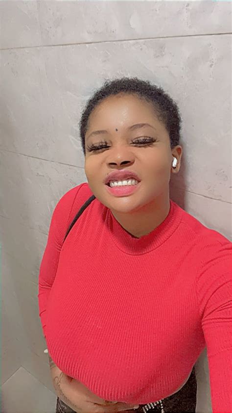 Tracy Gold Namibian Escort In Doha