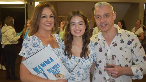 Social Photos Fans At Mamma Mia The Musical Gold Coast Bulletin