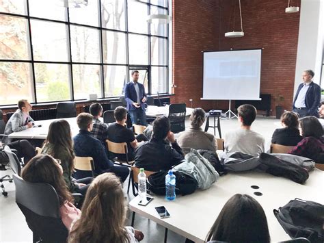 ФЕИТ стана официјален центар за сертификација на Microsoft програми Емитер