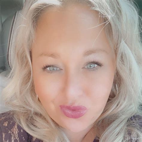 Danielle Seals Facebook