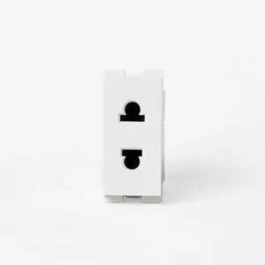 Universal Socket A White Umart