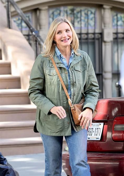 Cameron Diaz Goes Makeup Free In A Chic All Black Look For A Rare