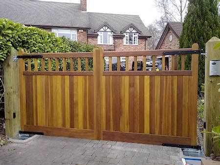 Gates | British Gates & Fencing