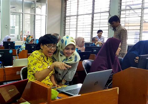 Pelatihan E Learning Fakultas Teknologi Pertanian