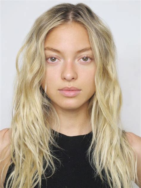 Luisa Laemmel Model Profile Photos And Latest News