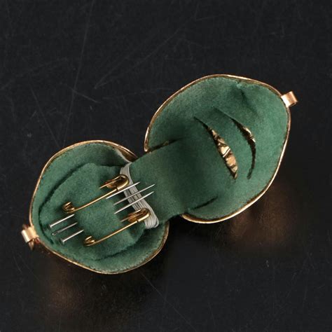 Ketcham And Mcdougall And More Sterling Silver Thimbles With Sewing Supplies Ebth