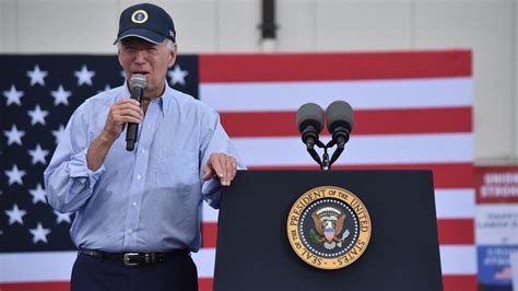 Biden Too Old To Run For Re Election 75 Of Voters Tell Wsj Poll