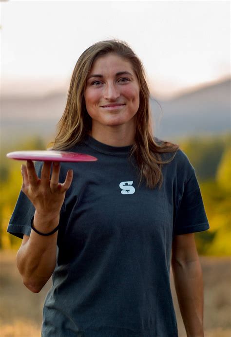 Sofia Donnecke Logo Process Behance