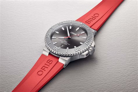 Introducing The Return Of The Oris Aquis Date Relief With Textured Bezel