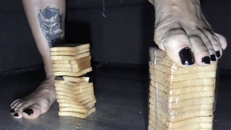 Thickness Round Feet Crush Dry Bread Toast Asmr Sound Feet Crusher Black Toenails Smash Strong