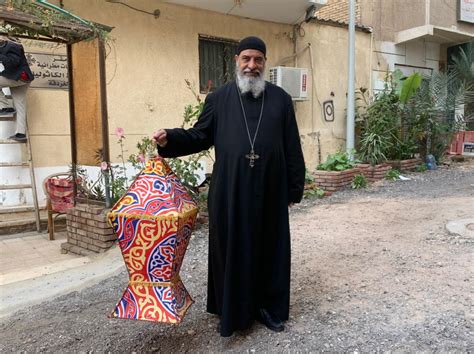 أقباط مصر يعلقون فانوس رمضان صور أخبار أنا حوا