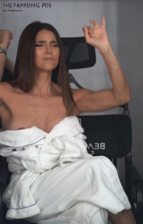 Roselyn Sanchez Exposed Her Tits Bsc Photos The Fappening