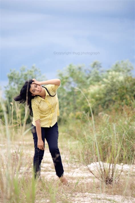 Riri Model Thugphotograph