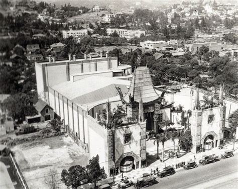 Most Shots Of Graumans Chinese Theatre Are Taken At Street Level
