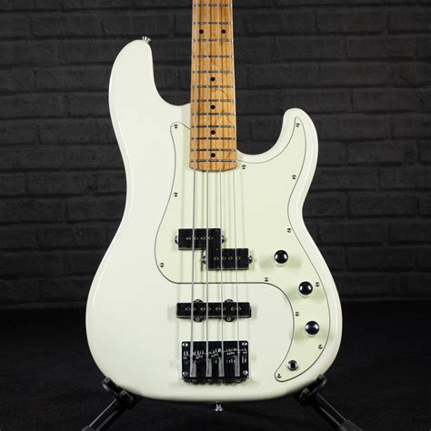 Tagima Tw 65 4 String Electric Bass Guitar Olympic White