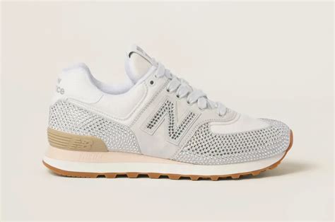 New Balance 574 X Miu Miu La Sfavillante Collaborazione Che Non Smette Di Stupire
