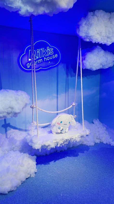 루트 On Twitter 📍서울숲 테디스오븐 ☁️밀키스 구름하우스 팝업스토어 밀키스x시나모롤 콜라보 카페 전체가 시나모롤이랑 하늘색~파랑 구름으로 꾸며져 있어서 사진