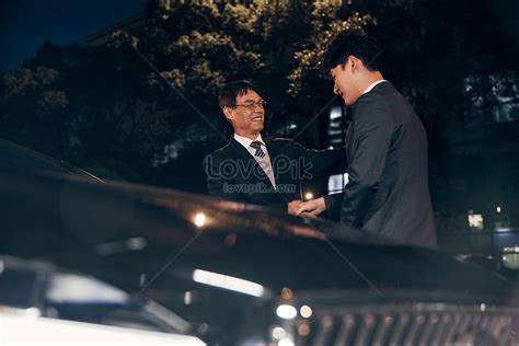 Business Negotiation Handshake Night Portrait Picture And Hd Photos Free Download On Lovepik Business Negotiation Handshake Night Portrait Picture And Hd Photos Free Download On Lovepik