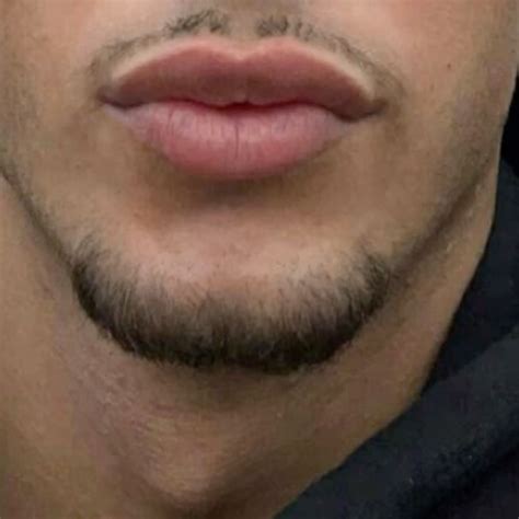 Pin De Jeri En My Relationship En 2025 Estilos De Bigote Tipos De Bigotes Estilos De Trenza