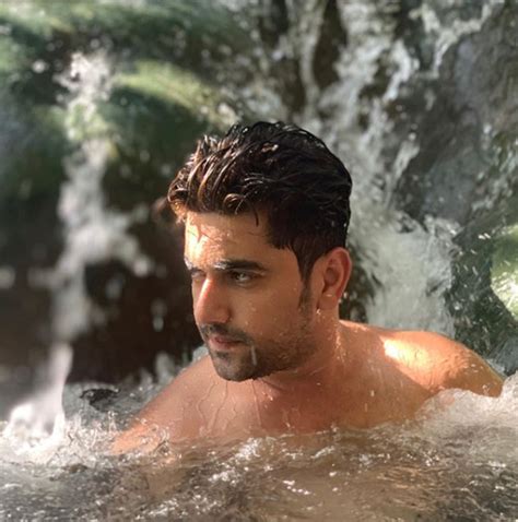 Zain Imams Underwater Images Are Extra Hot JustShowBiz