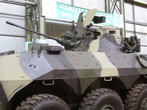 Mengintip Kecanggihan Panser IFV Pindad X Kanon Mm