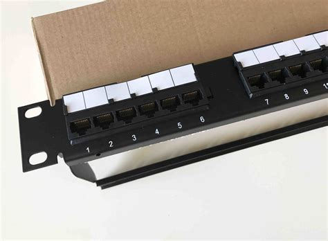 IDC UTP Unshielded Rack Mount Patch Panel Port Cat E With Cable Management