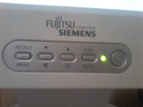 Osd가 모니터에 잠겨 있음 모니터의 버튼을 사용하여 제거하고 잠금 해제하는 방법