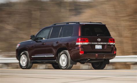 2017 Toyota Land Cruiser Review Pricing And Specs