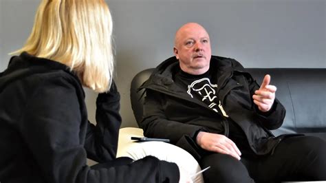 Vnv Nation Frontmann Ronan Harris über Die Menschen Haben Technik