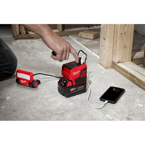 Milwaukee M18 Top Off 175w Portable Power Supply Inverter 2846 20