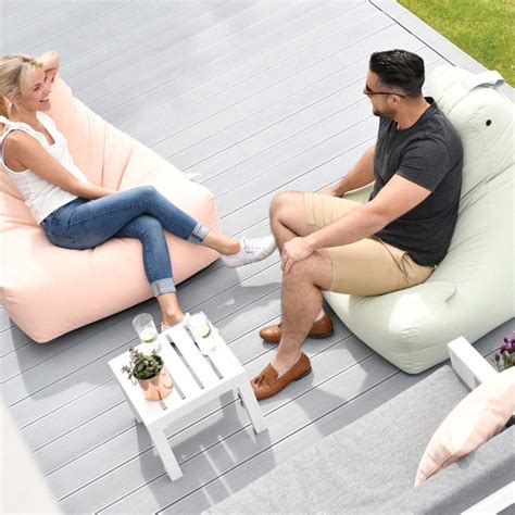 Extreme Lounging The Ultimate Lounge Chair To Relax In