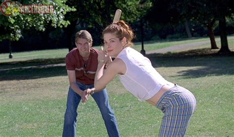 Naked Debra Messing In The Wedding Date