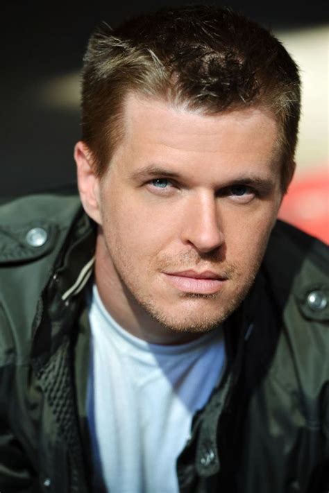 Pictures Of David Tom